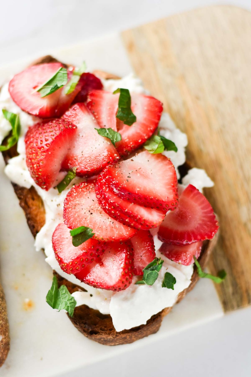 Burrata Toast - The Dizzy Cook