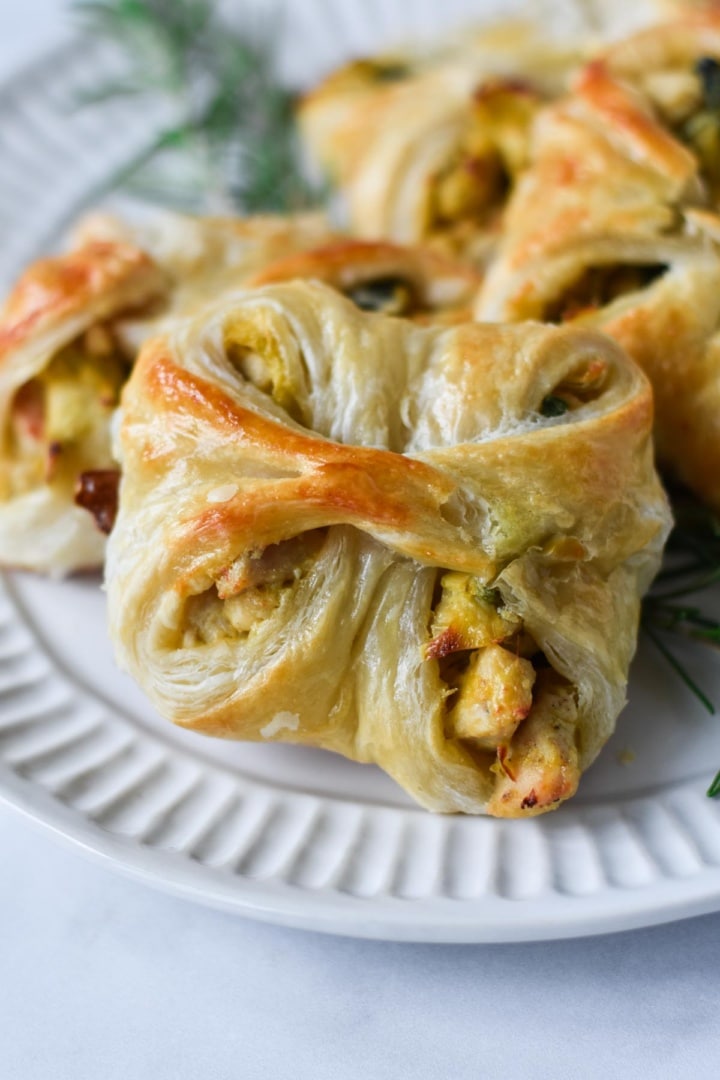 Chicken in Puff Pastry - The Dizzy Cook