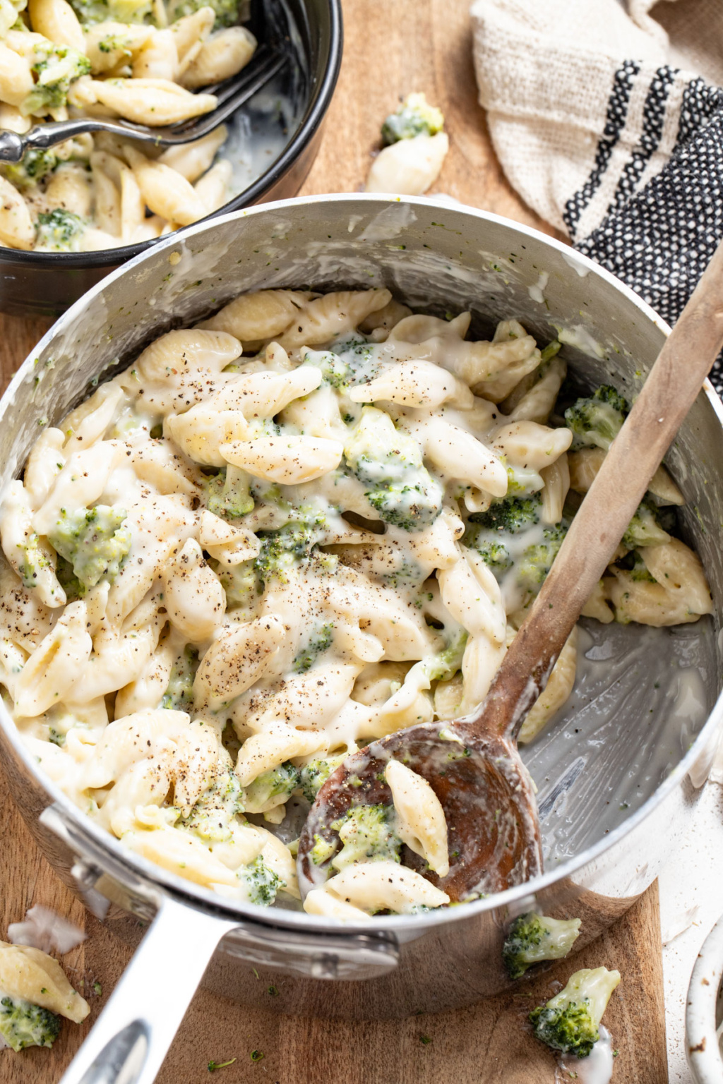 Easy Creamy Broccoli Pasta - The Dizzy Cook