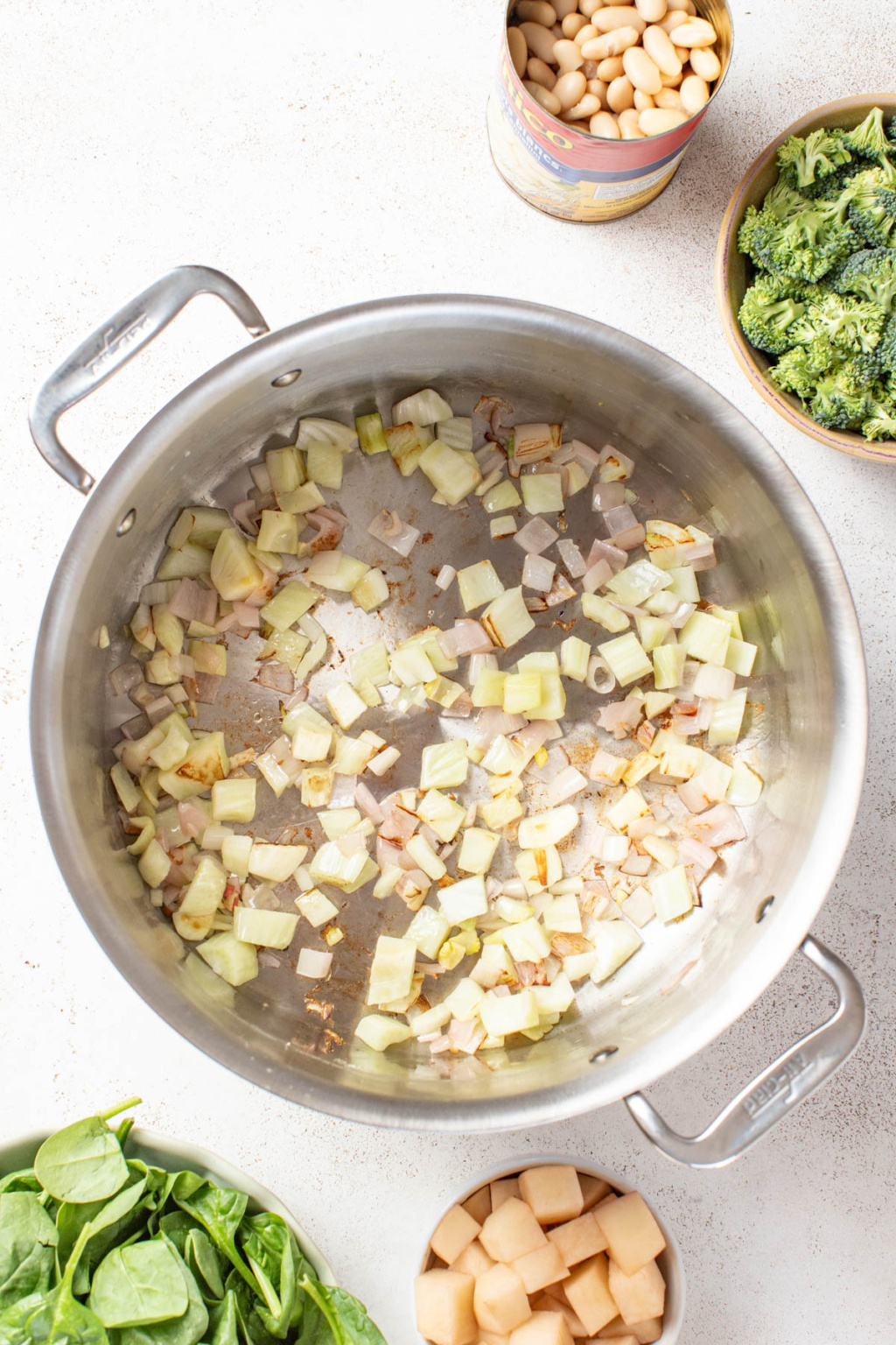 Creamy White Bean Soup with Spinach - The Dizzy Cook
