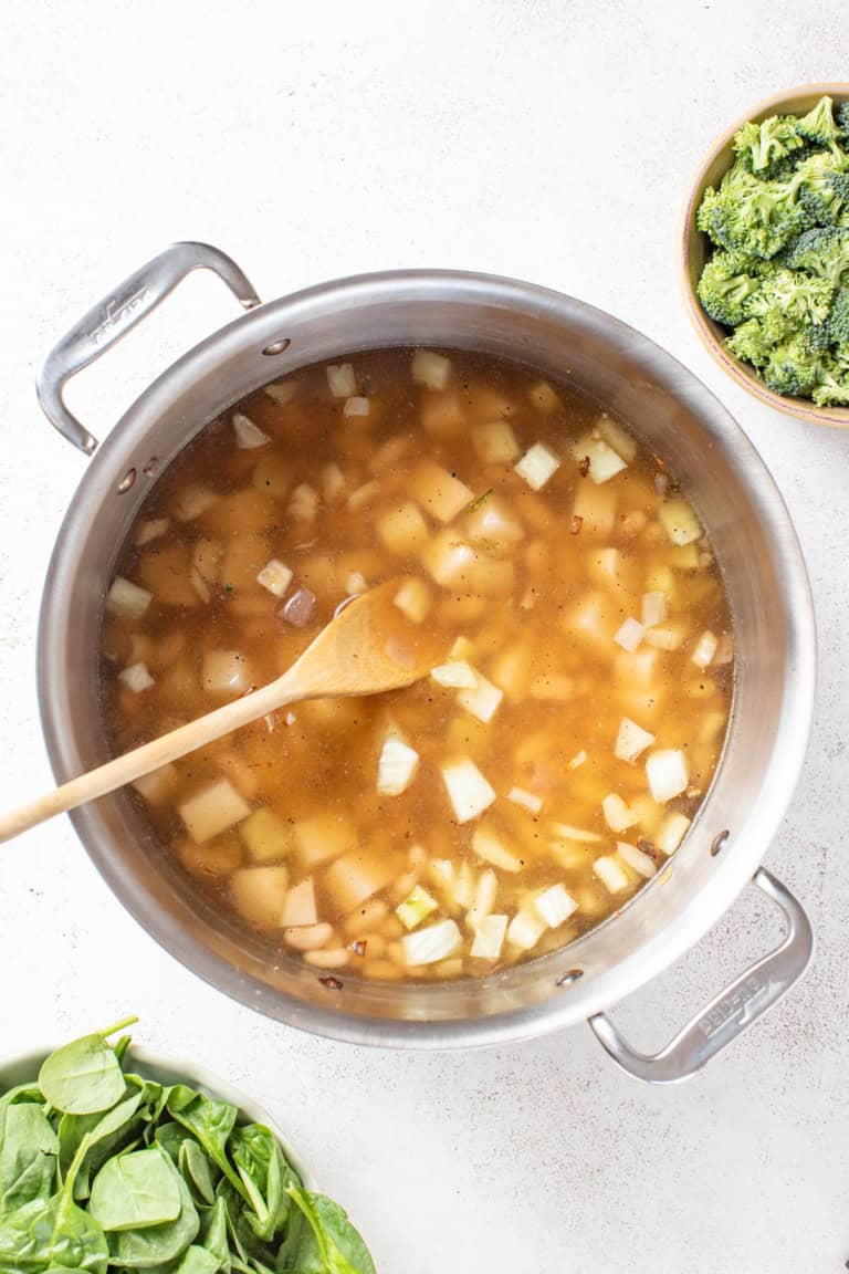 Creamy White Bean Soup with Spinach - The Dizzy Cook