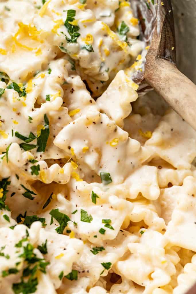 Easy Cream Cheese Pasta (only 10 minutes!) - The Dizzy Cook