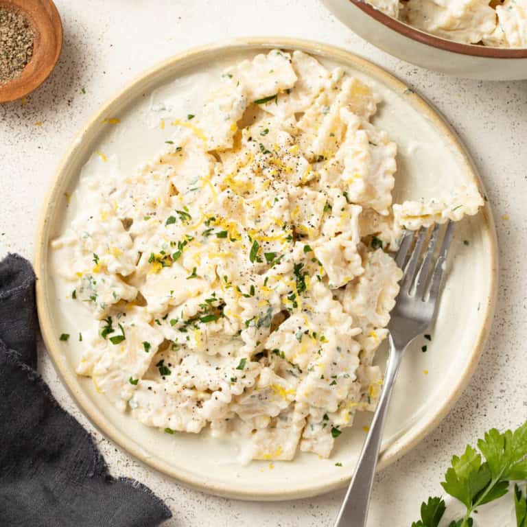 Easy Cream Cheese Pasta (only 10 minutes!) - The Dizzy Cook