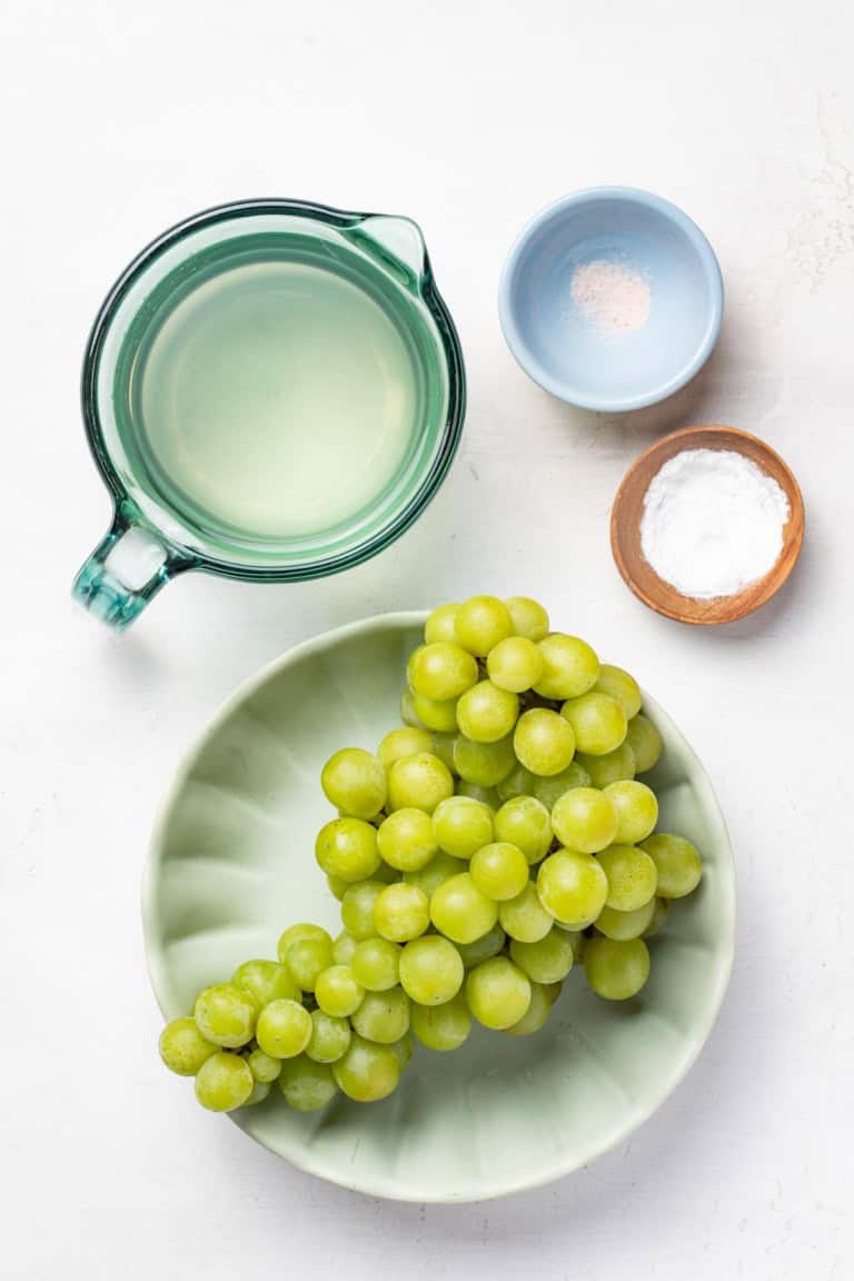 Sour Green Grape Hydration Drink - The Dizzy Cook